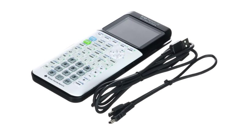 Connecter une calculatrice Texas Instruments TI-83 Premium CE Edition ...